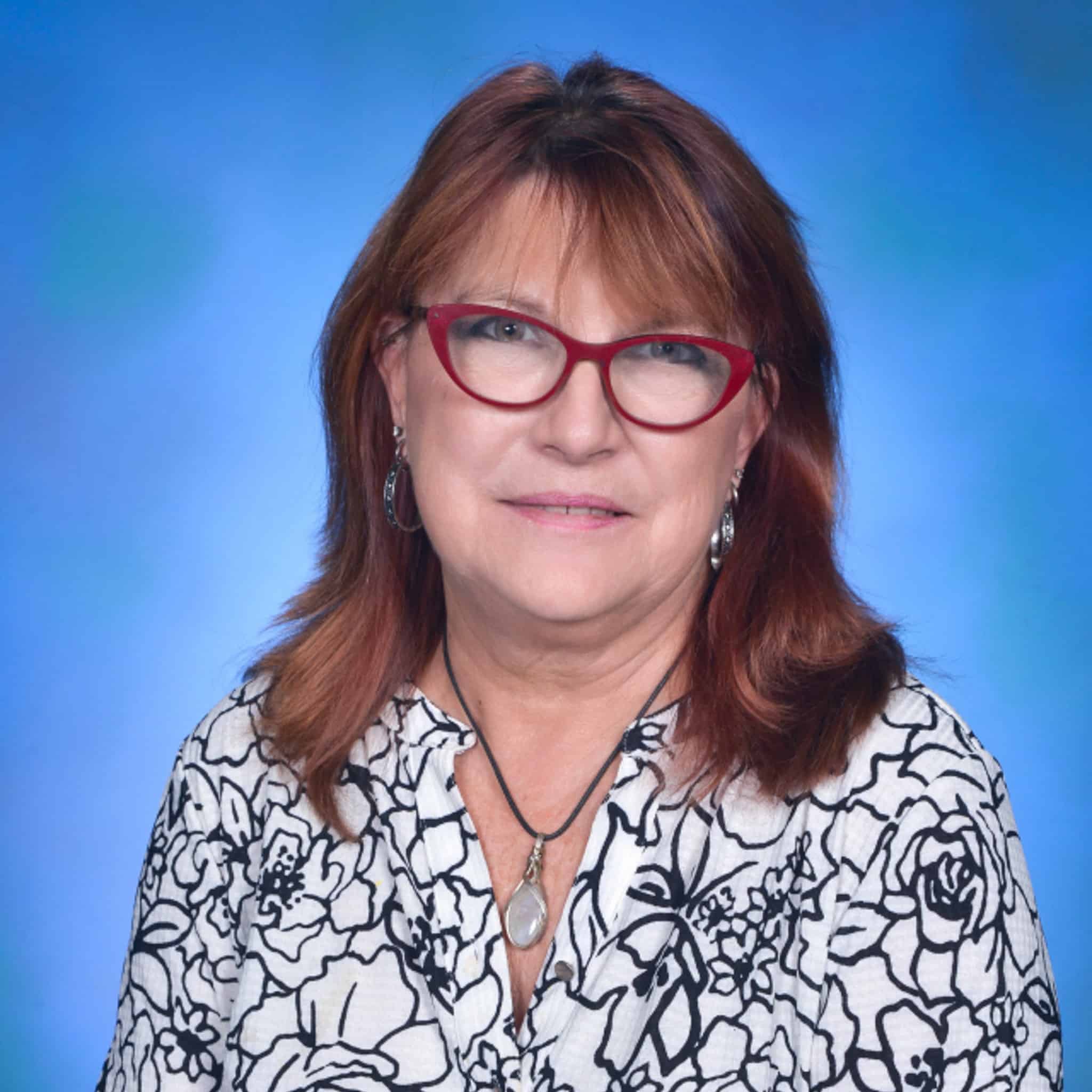 Our Faculty & Staff - St. James Academy