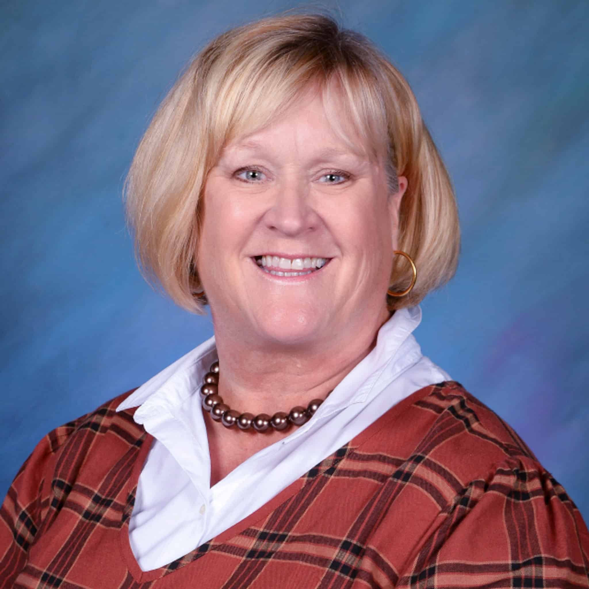 Our Faculty & Staff - St. James Academy